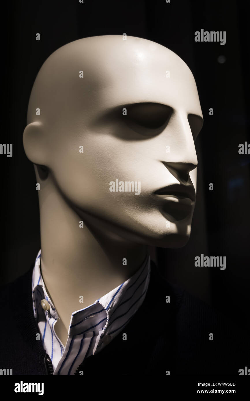 Beautiful shot male statue hi-res stock photography and images - Alamy