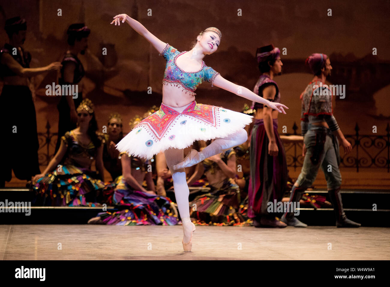 professional ballet dancers Stock Photo - Alamy