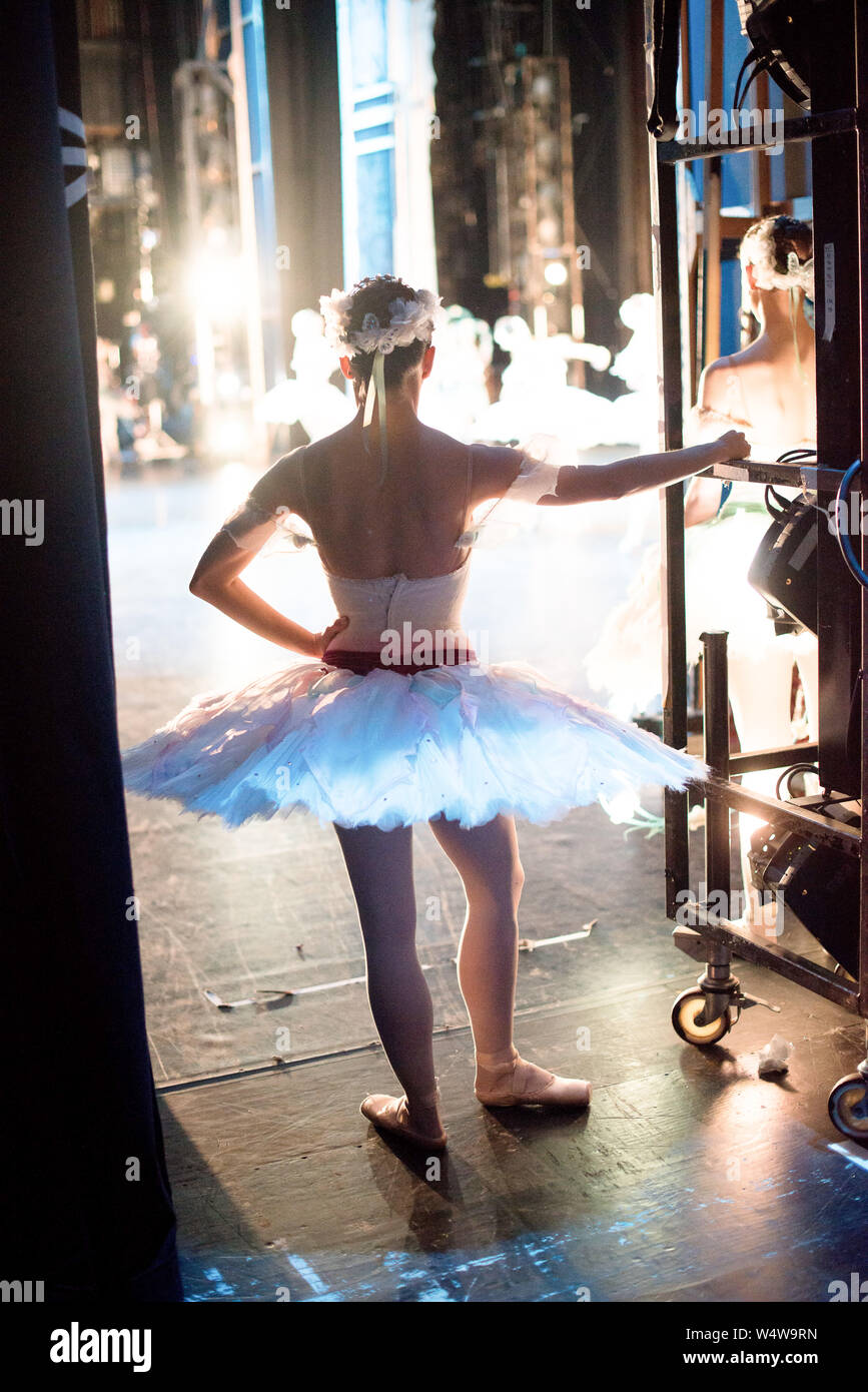 Ballet Dancer in the wings Stock Photo - Alamy