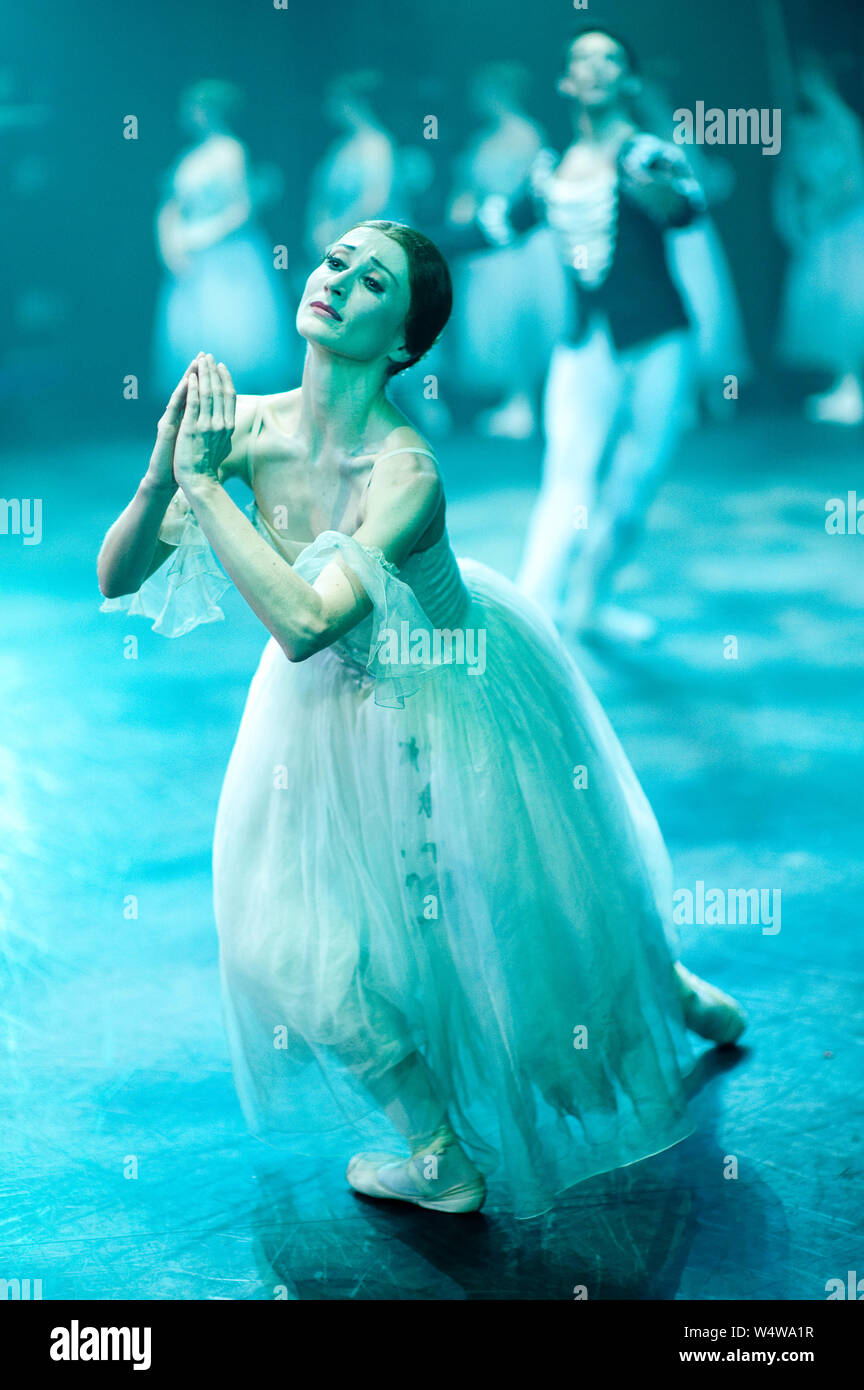 Giselle ballet from the wings Stock Photo - Alamy