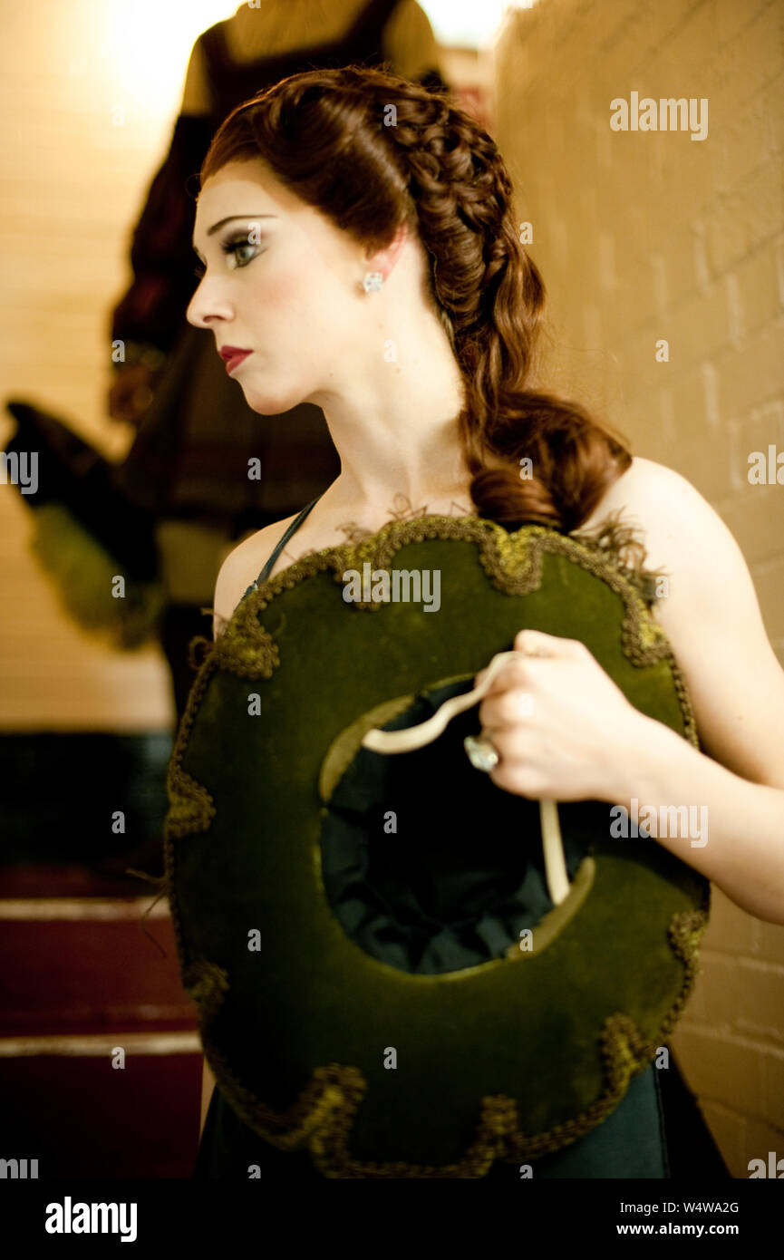 Ballet dancer backstage Stock Photo - Alamy