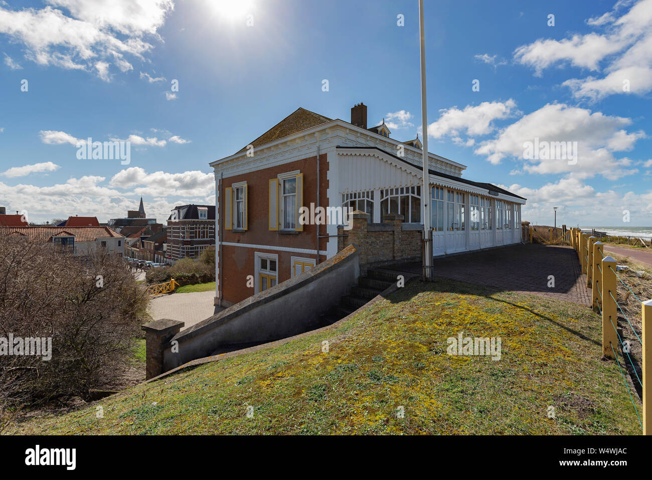 Elizabeth of romania hi-res stock photography and images - Alamy