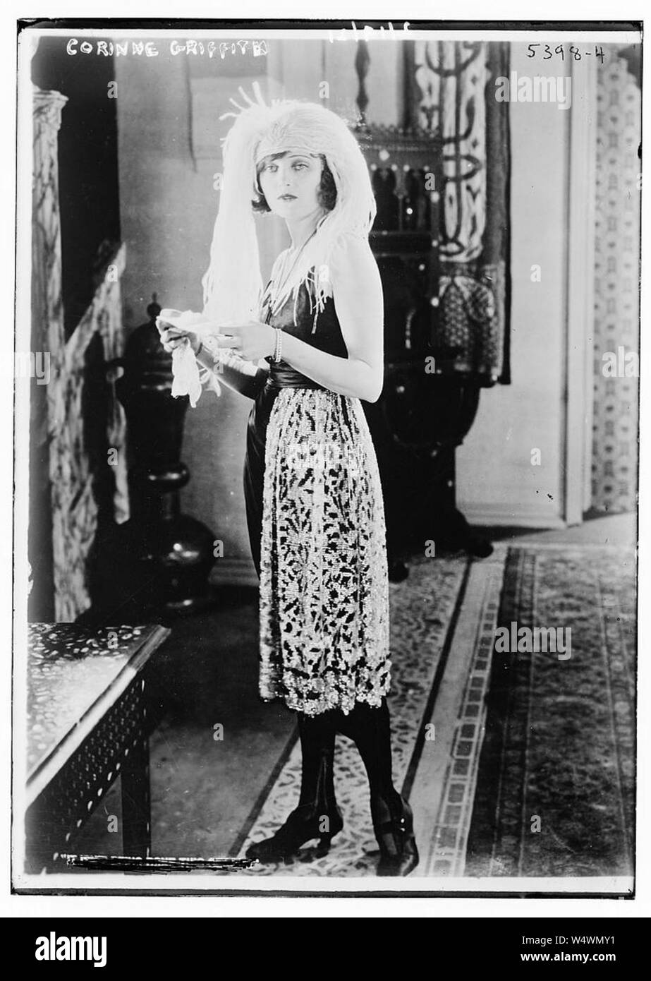 Corinne griffith hi-res stock photography and images - Alamy