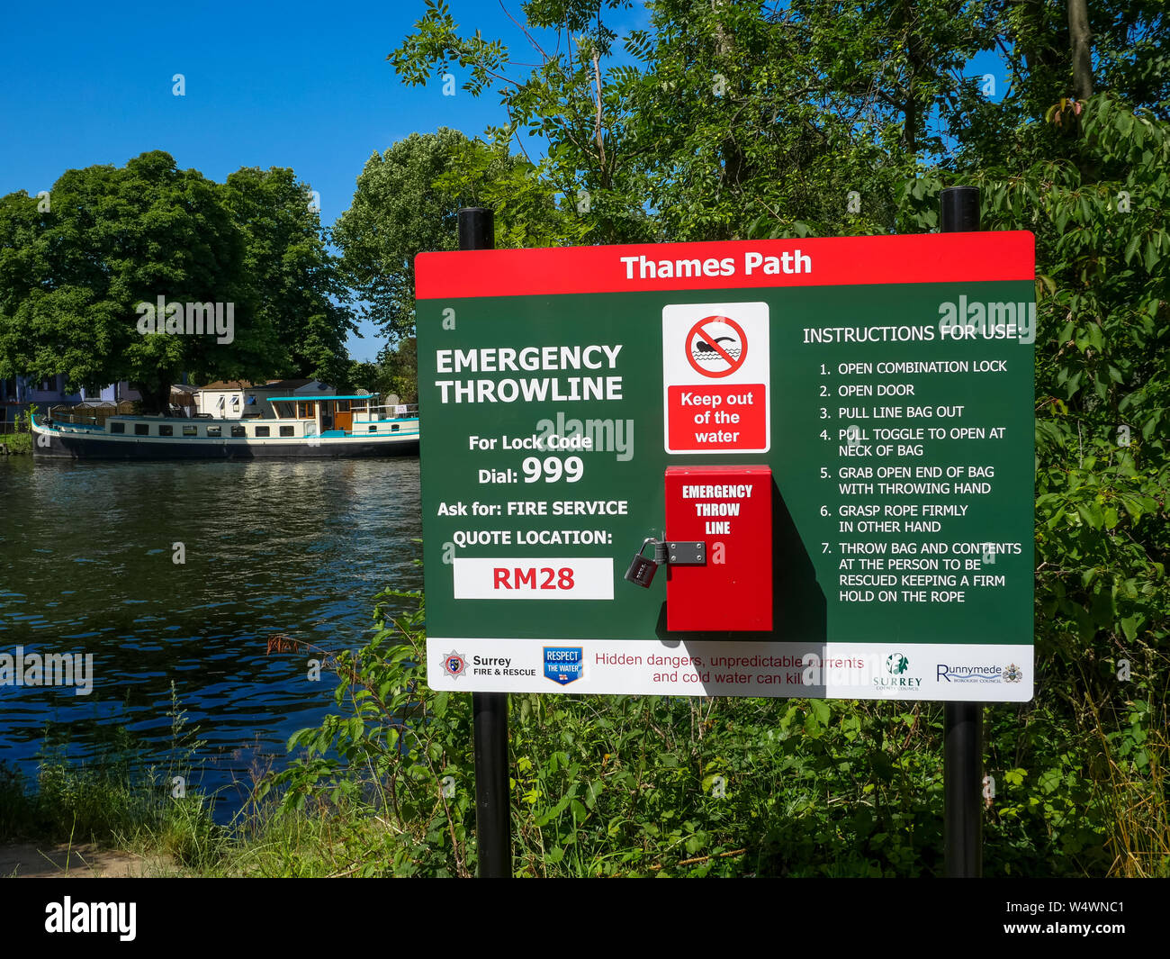 Emergency throwline hi-res stock photography and images - Alamy