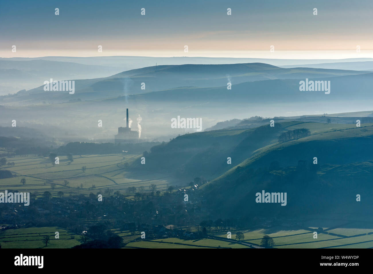 Hope cement works breedon hi-res stock photography and images - Alamy