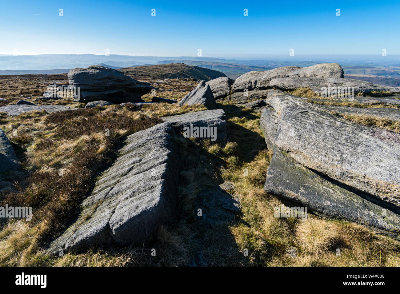Kinder low hi-res stock photography and images - Alamy