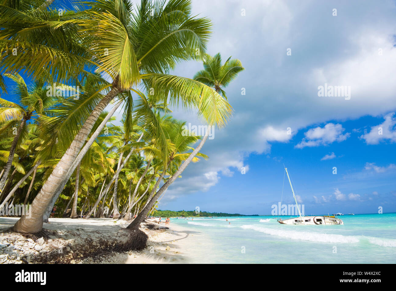 Saona island hi-res stock photography and images - Alamy