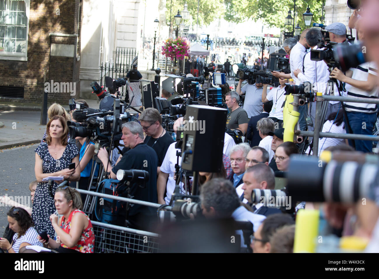 Press wait for Britain’s new Prime Minister Boris Johnson outside 10 ...