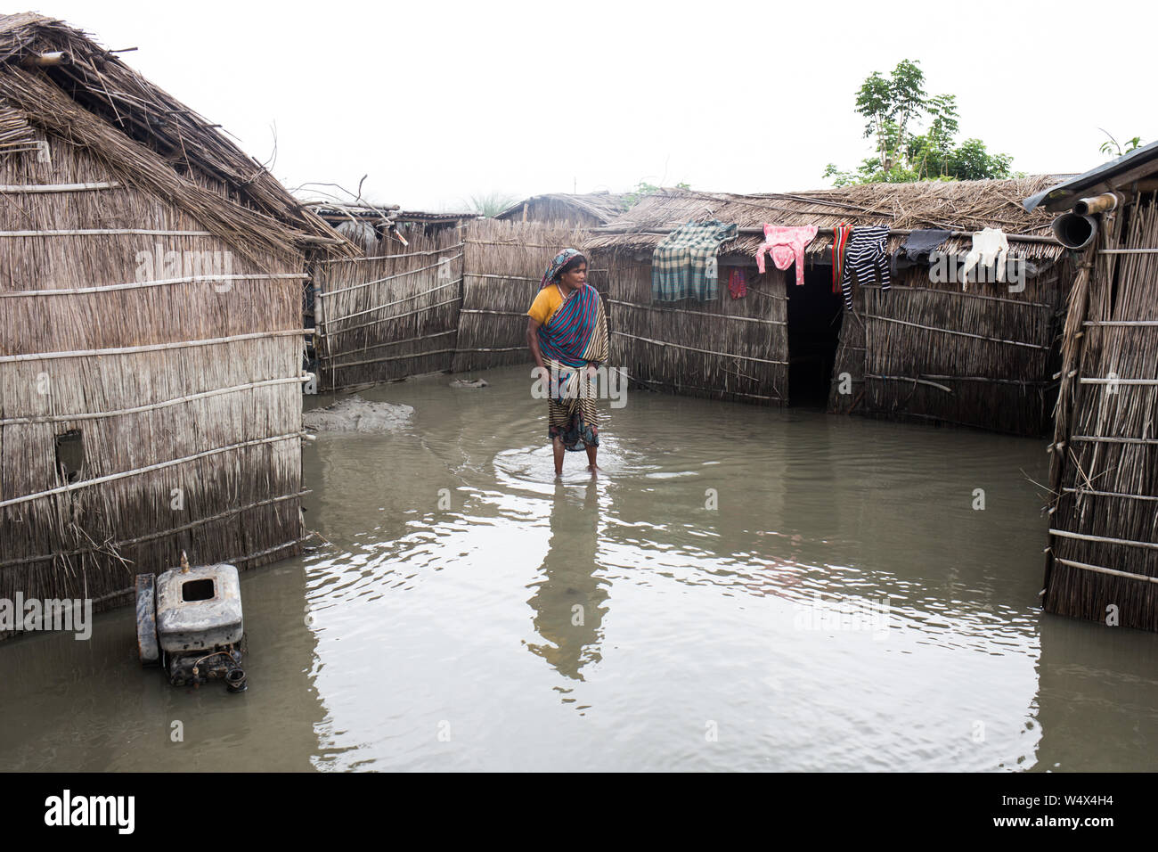 Flood water inside house hi-res stock photography and images - Alamy