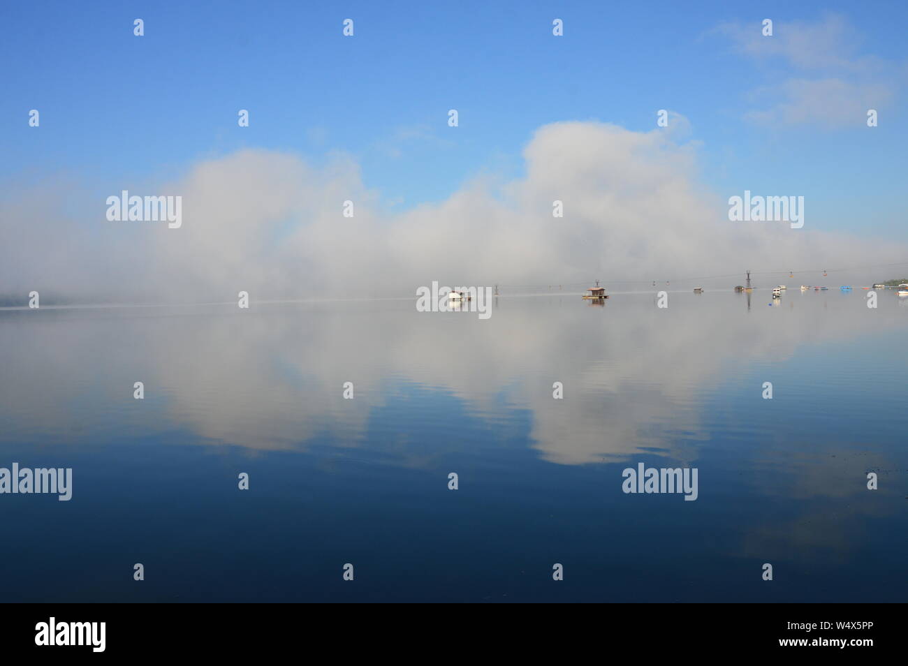 Water hut big lake hi-res stock photography and images - Alamy