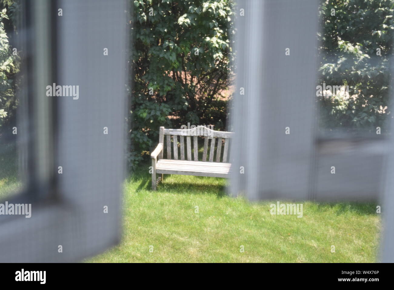Spy and bench hi-res stock photography and images - Alamy
