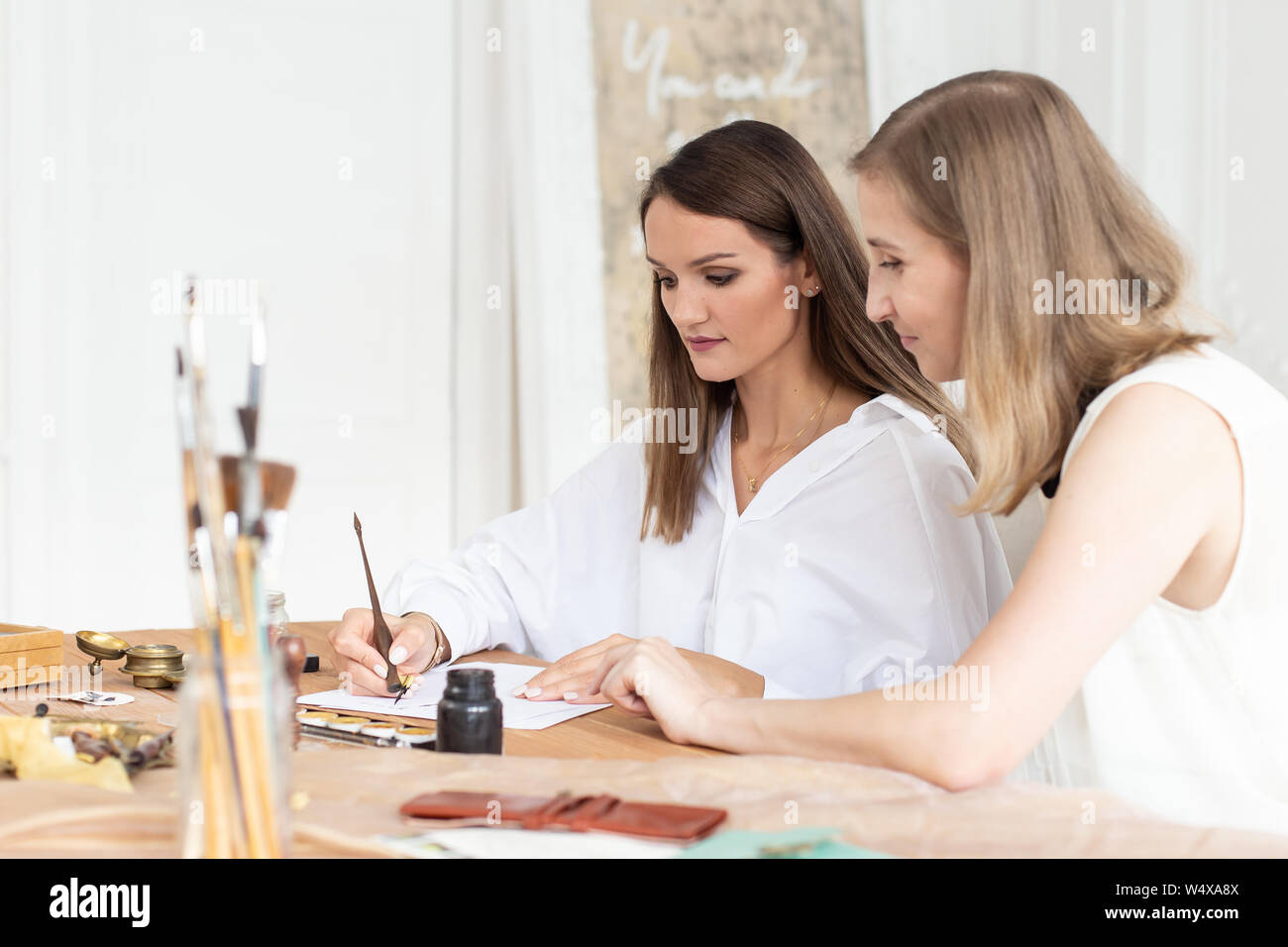 Pictorial drawing picture hi-res stock photography and images - Alamy