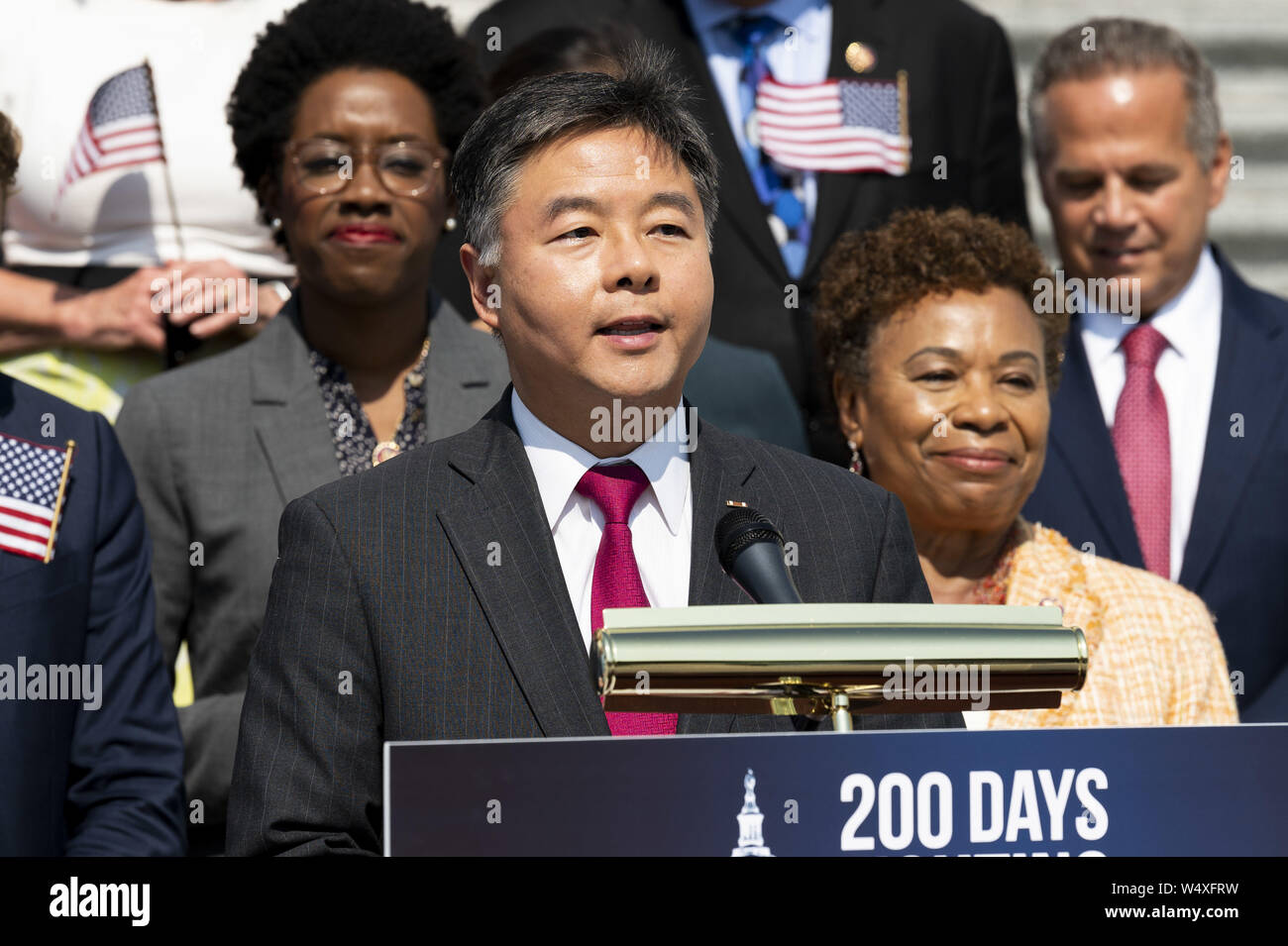 116th congress hi-res stock photography and images - Alamy