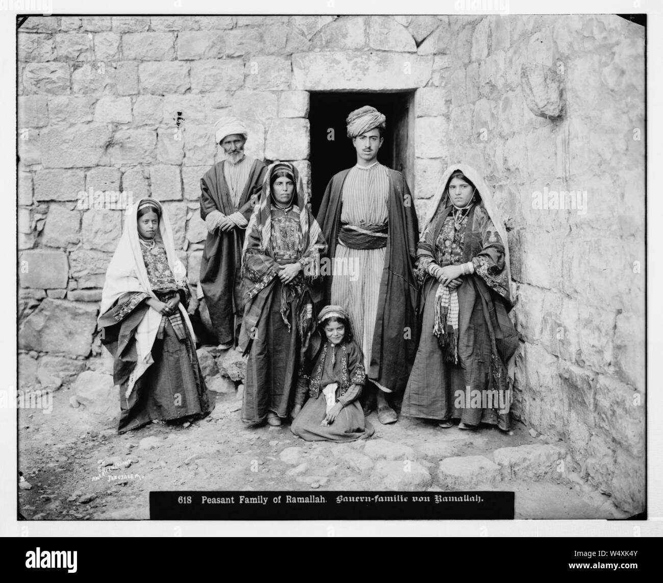 Ramallah art hi-res stock photography and images - Alamy