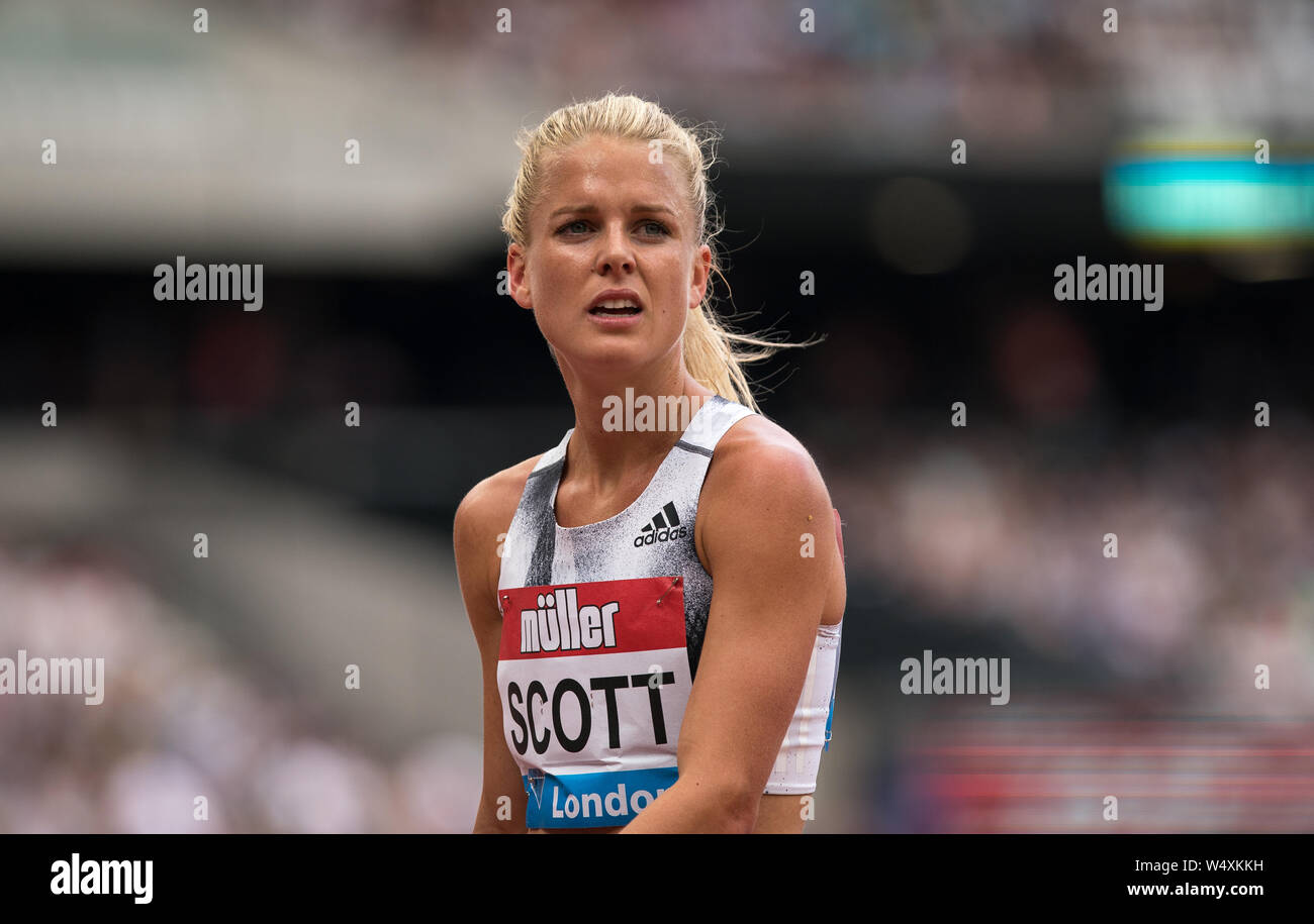 Dominique SCOTT (RSA) (15th in women's 5000m 14:59:08) during the ...