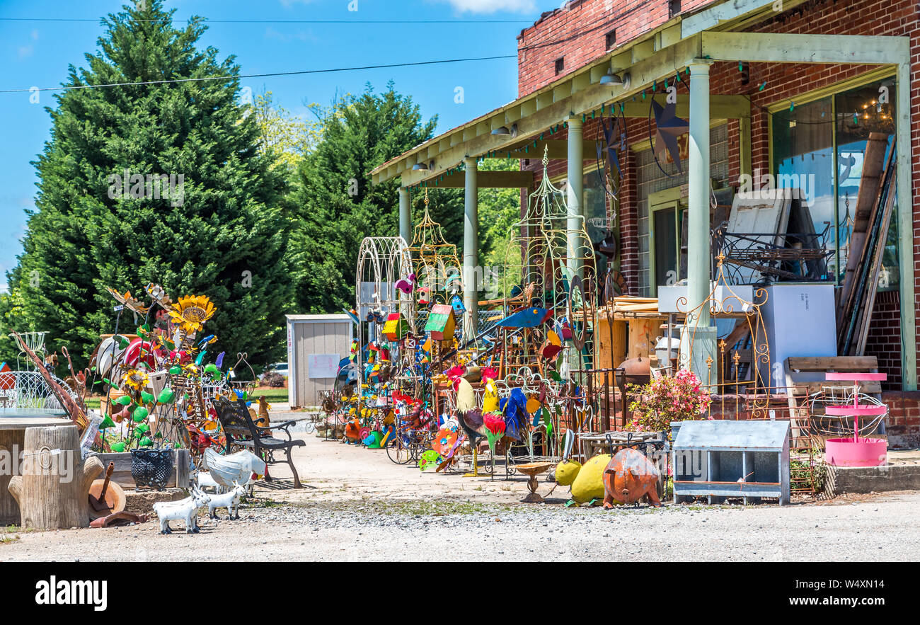 Old rural shop hi-res stock photography and images - Alamy