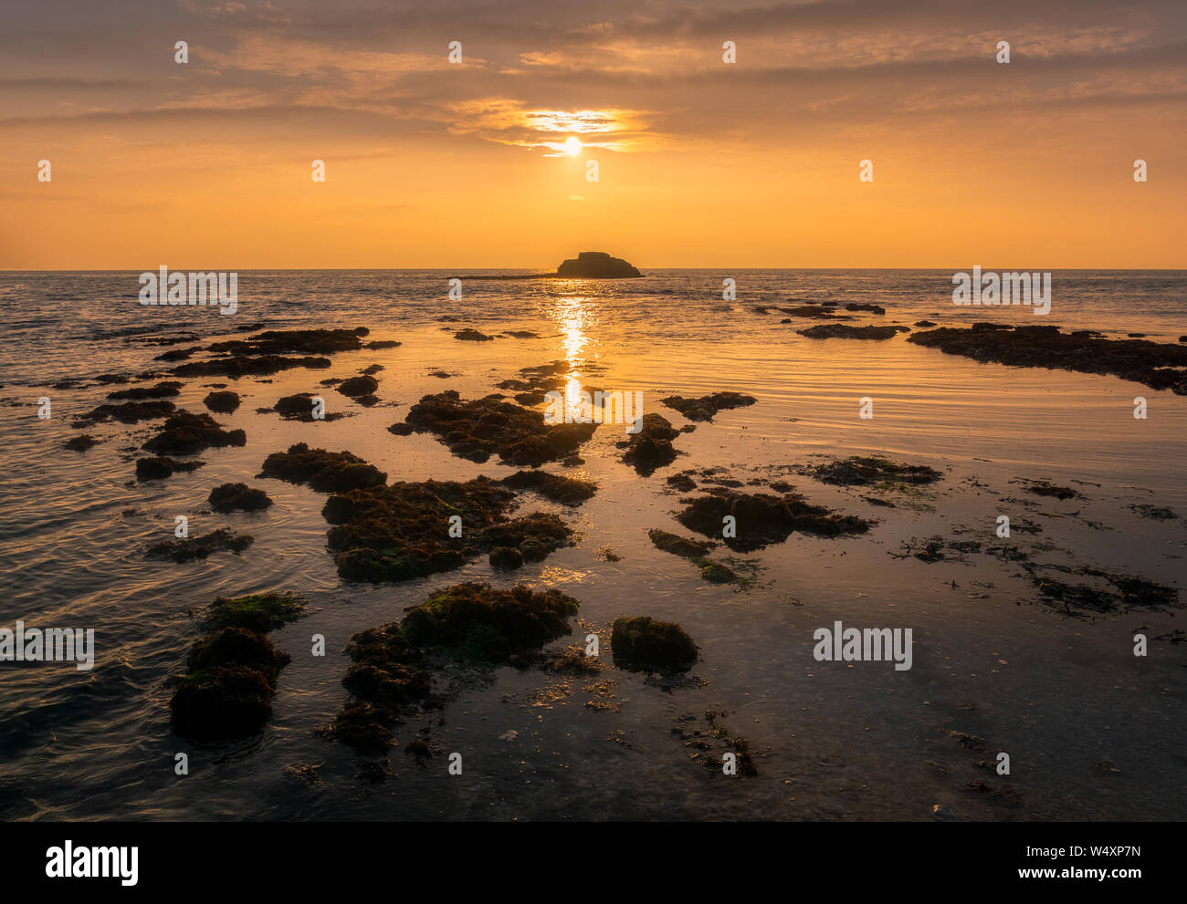 The sun and the scenic scenery hi-res stock photography and images - Alamy