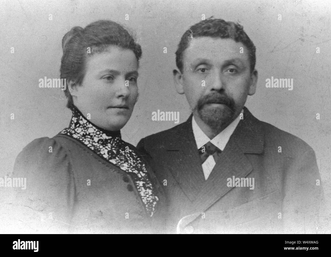 Couple 1880 hg Stock Photo - Alamy