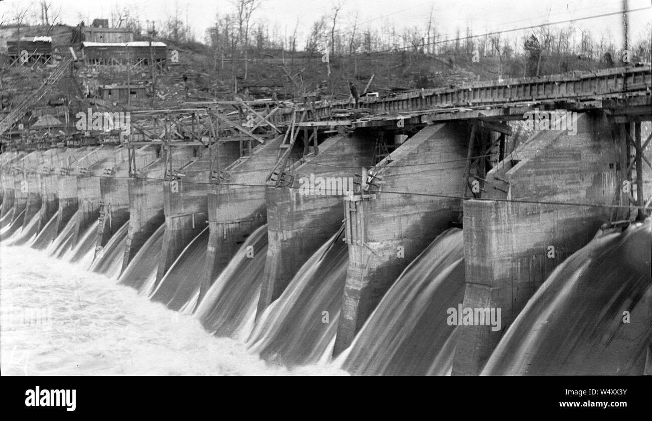 Dam tennessee Black and White Stock Photos & Images - Alamy