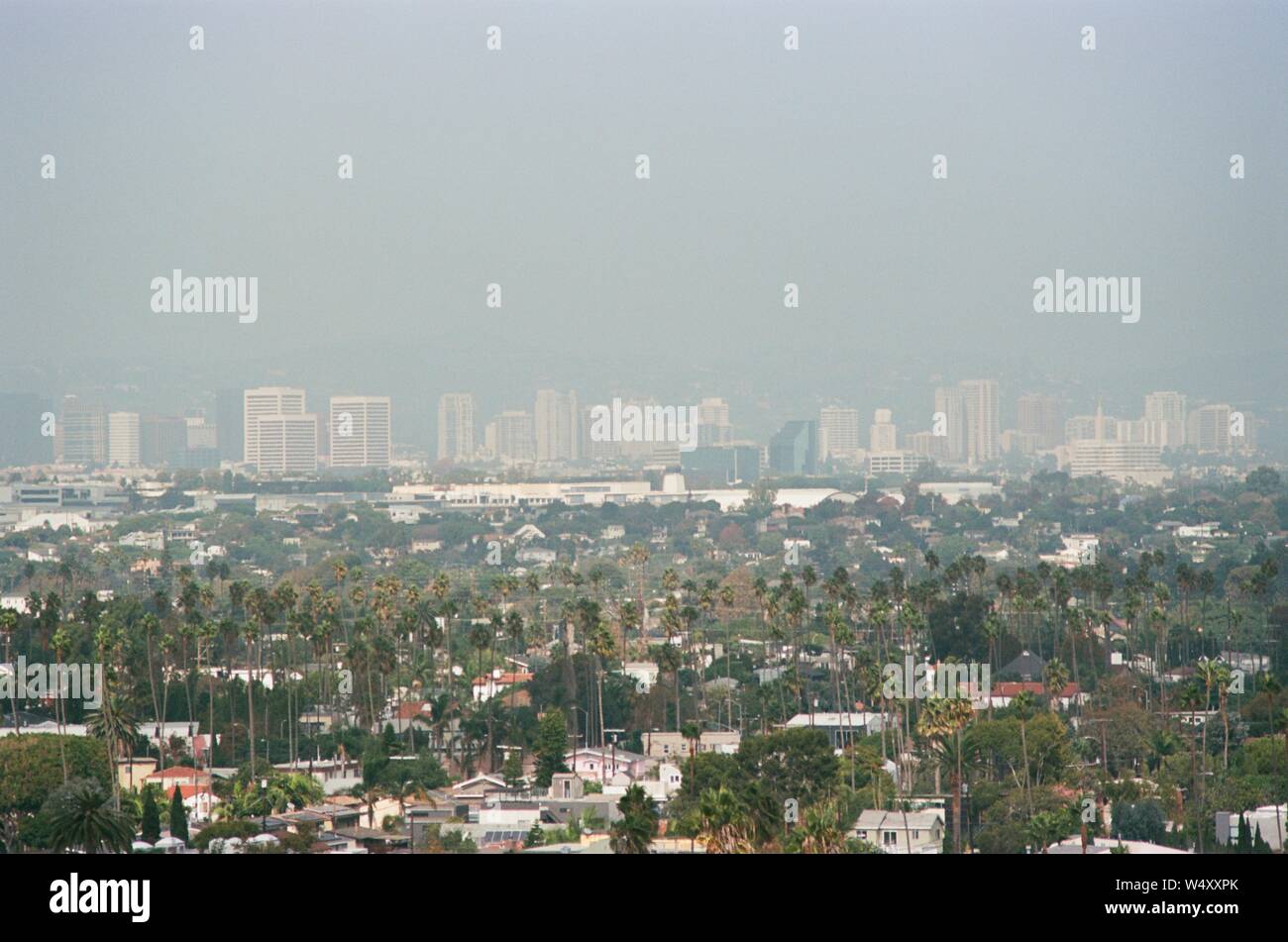 Los angeles smog 2018 hi-res stock photography and images - Alamy