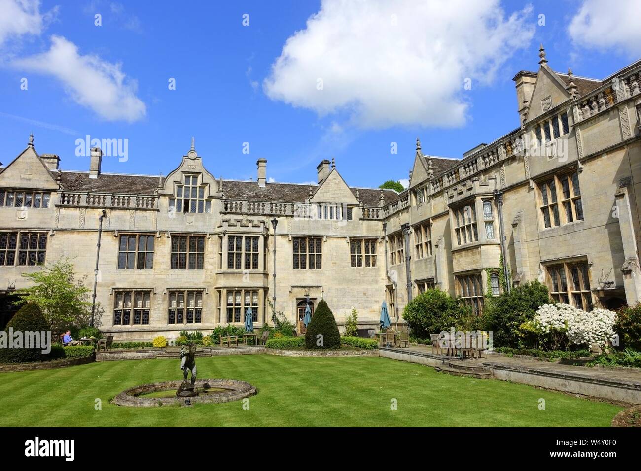 Courtyard - Rushton Hall - Northamptonshire, England Stock Photo - Alamy