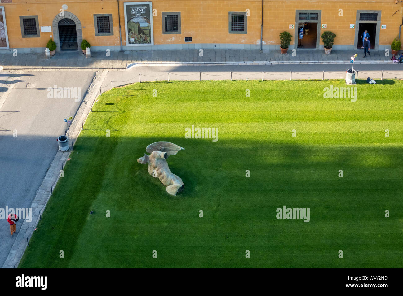 Pisa duomo and tower above High Resolution Stock Photography and Images ...