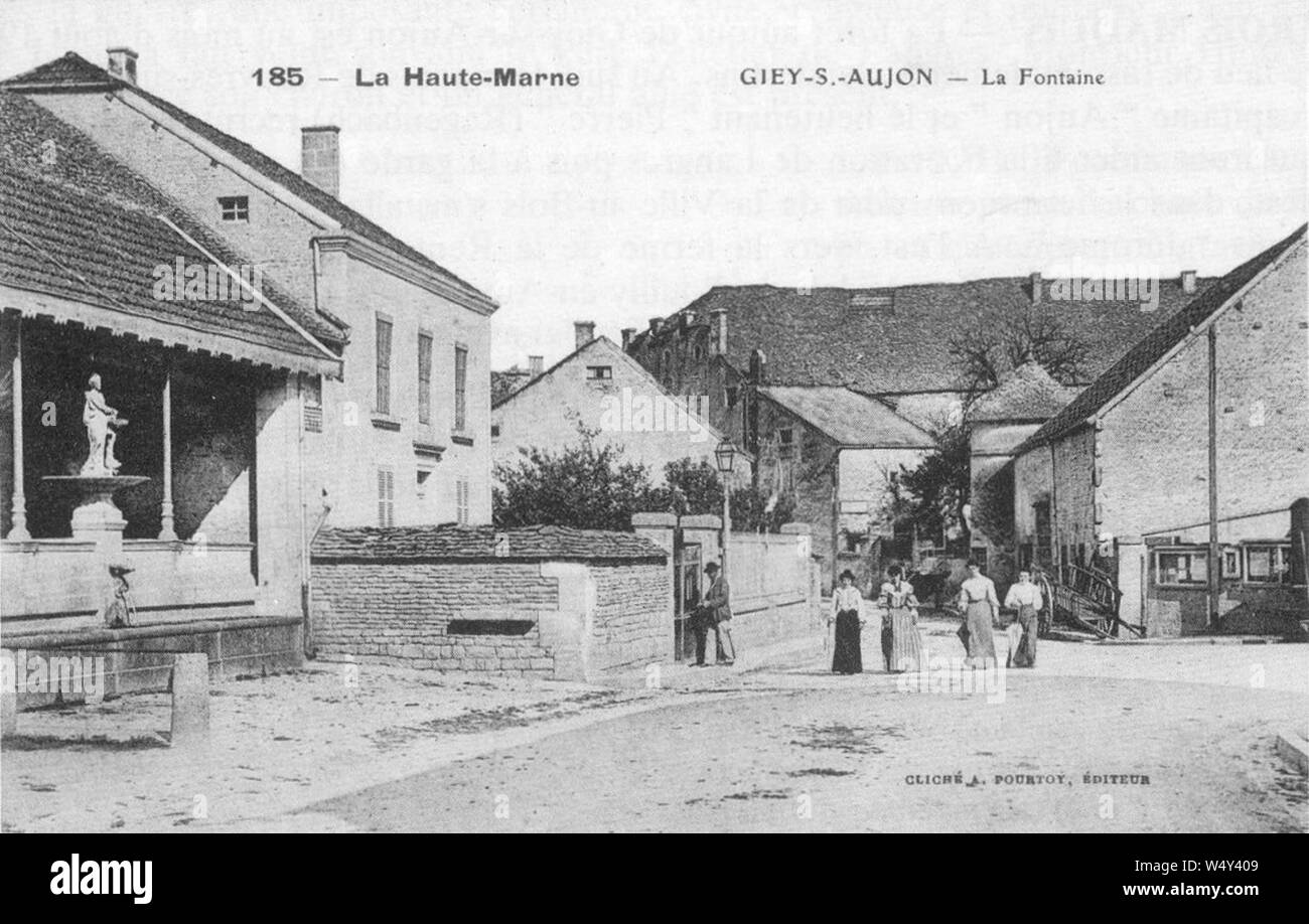 CP Giey-sur-Aujon La Fontaine Stock Photo - Alamy