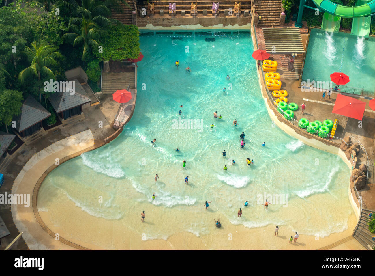 Splash park fun hi-res stock photography and images - Alamy
