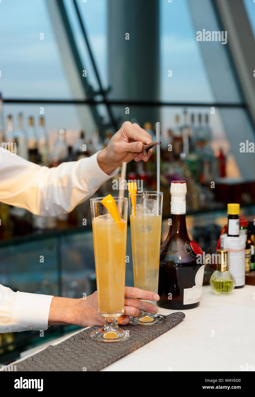 Sling glass hi-res stock photography and images - Alamy