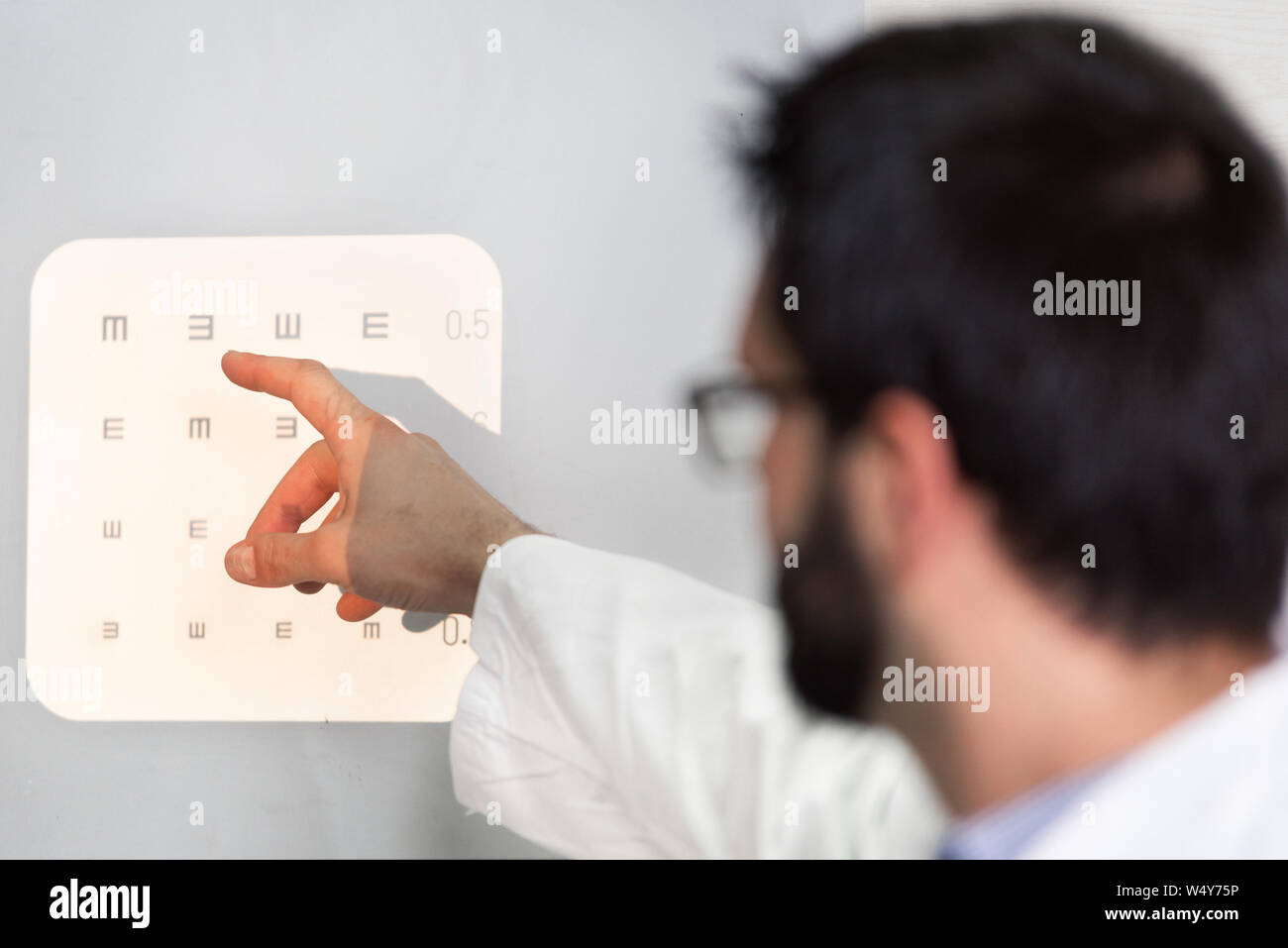 Optician eye test letters hi-res stock photography and images - Alamy