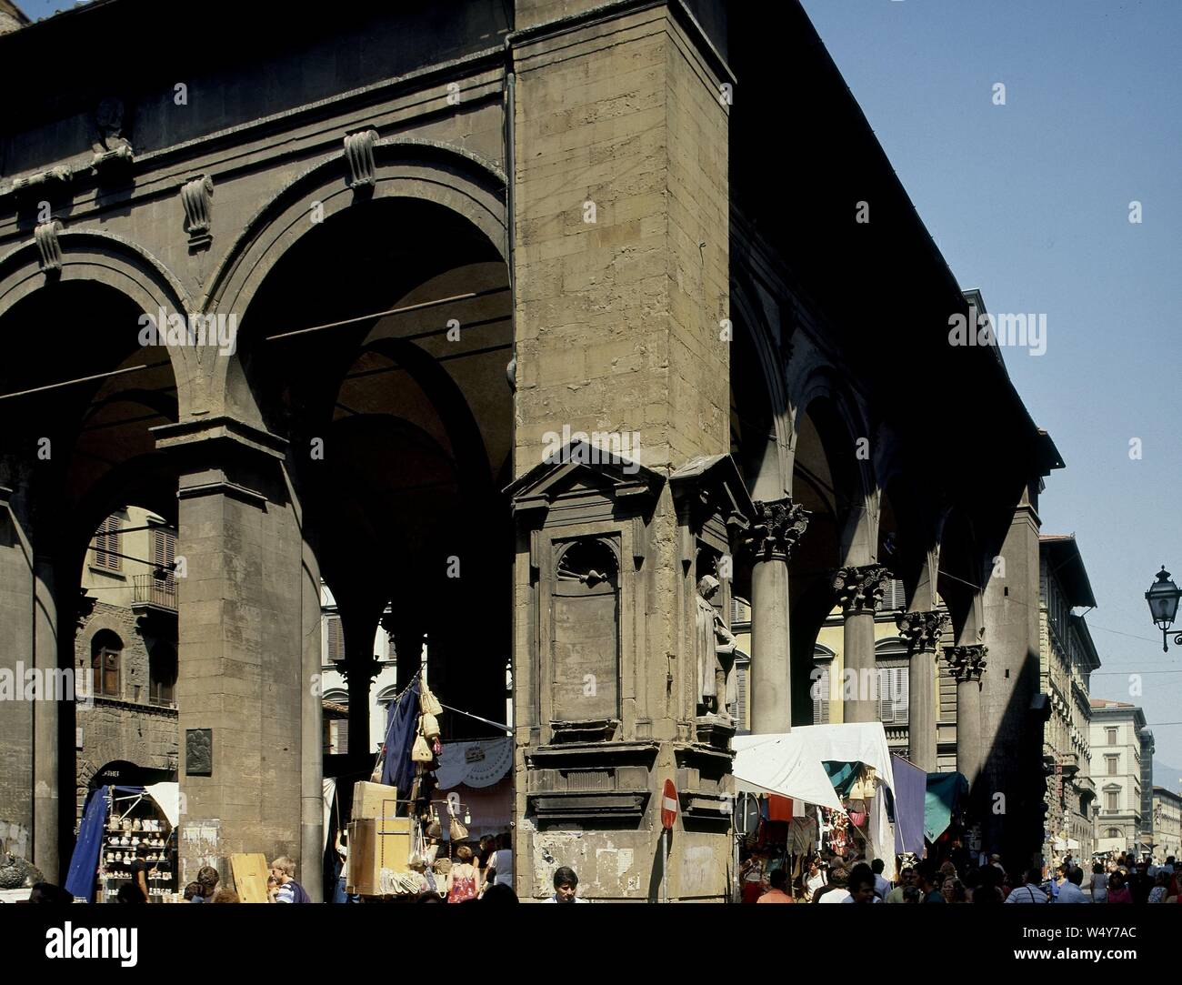Arches arcades florence hi-res stock photography and images - Alamy