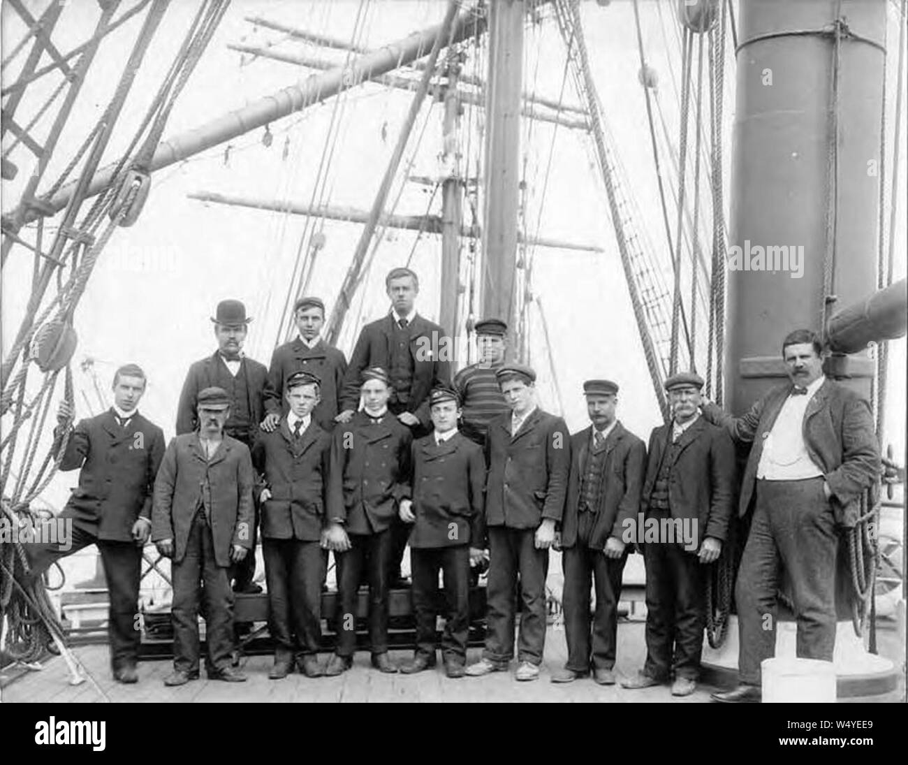 Crew of the sailing vessel CLEOMENE on deck Washington ca 1900 (HESTER ...