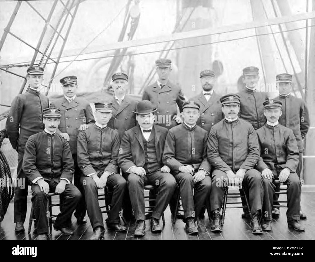 Army transport ship hi-res stock photography and images - Alamy