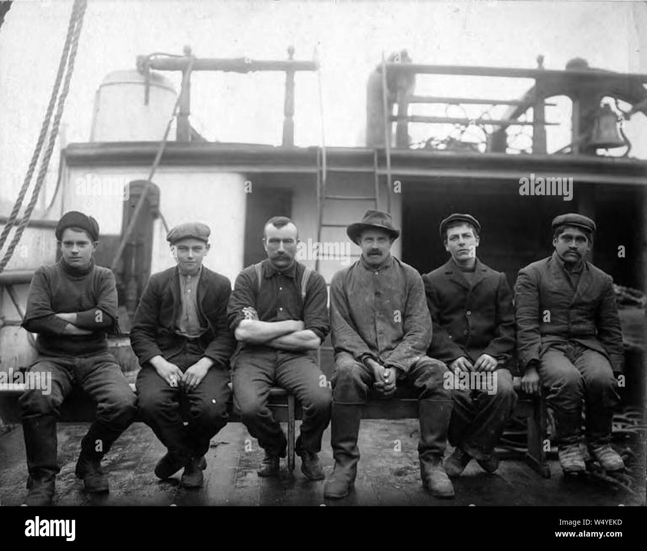 Crew on deck of unidentified ship, Washington, ca 1900 (HESTER 680 ...