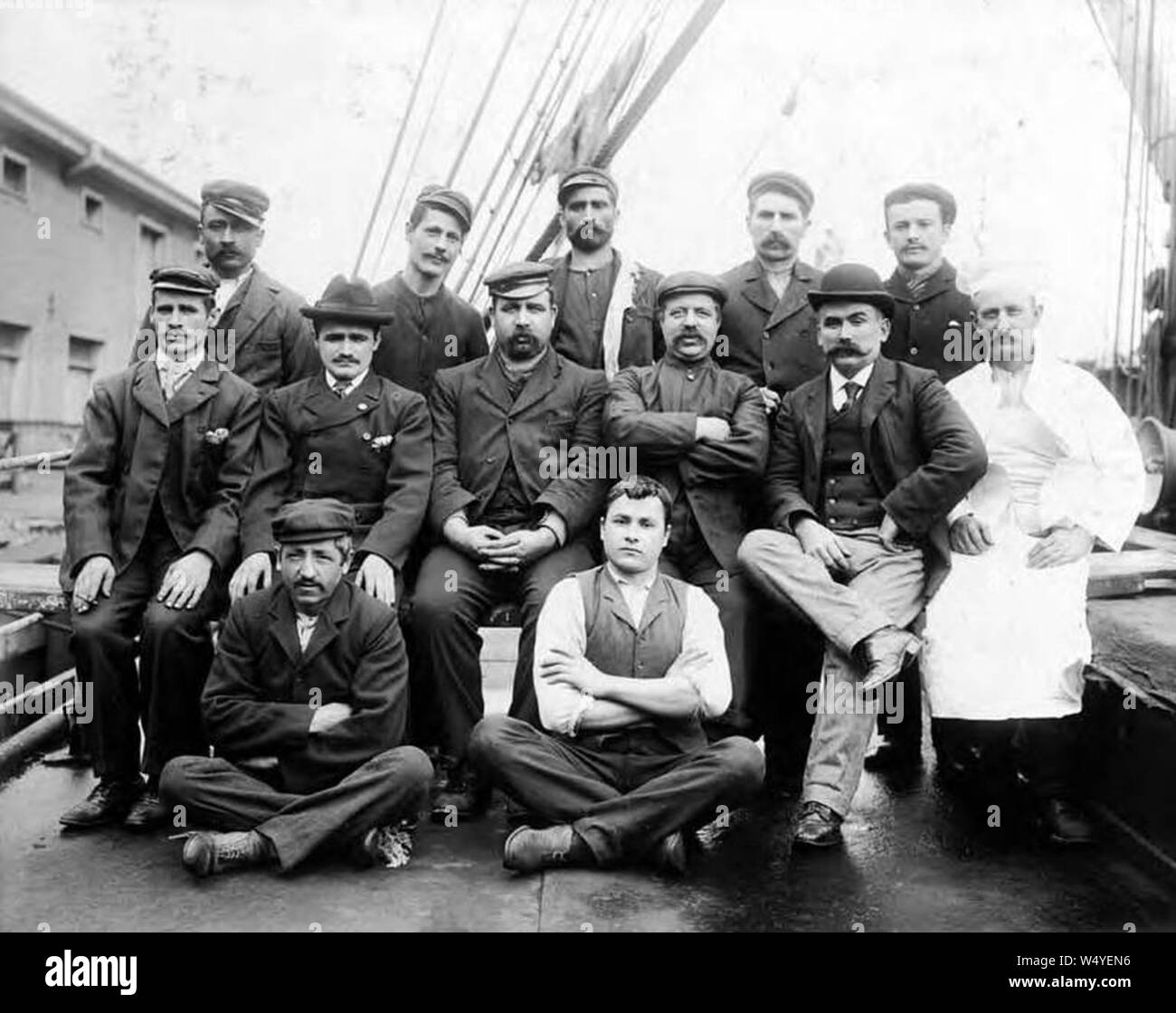 Crew on deck of unidentified ship, Washington, ca 1900 (HESTER 872 ...
