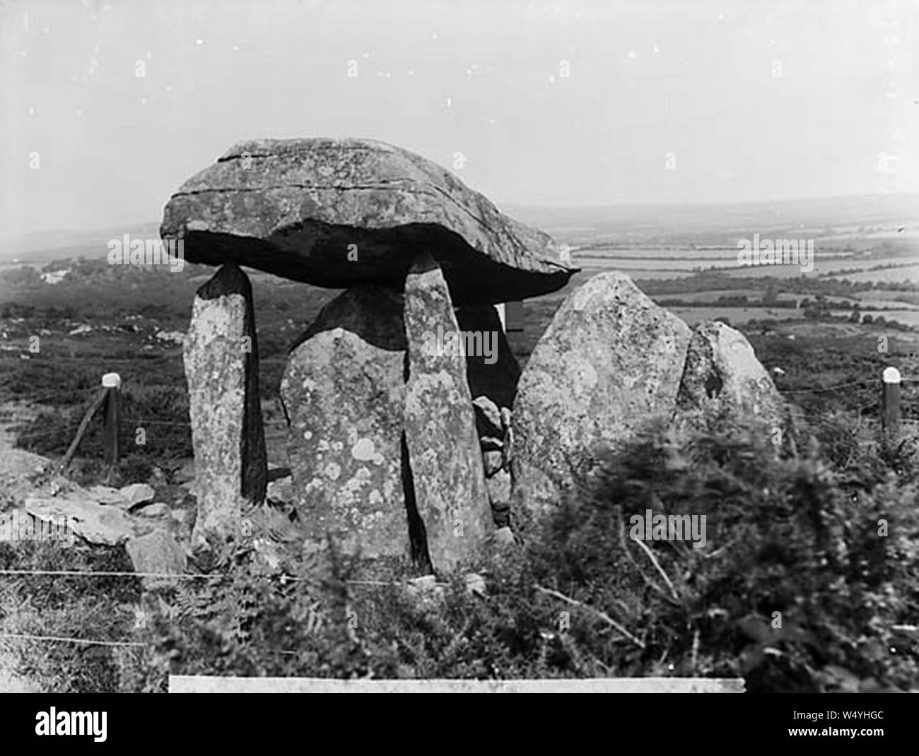 Cromlech Black and White Stock Photos & Images - Alamy