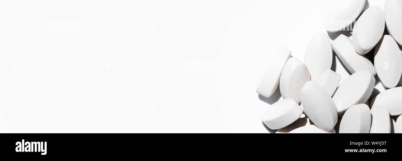 White Pills isolated on white background, prescription medicine ...