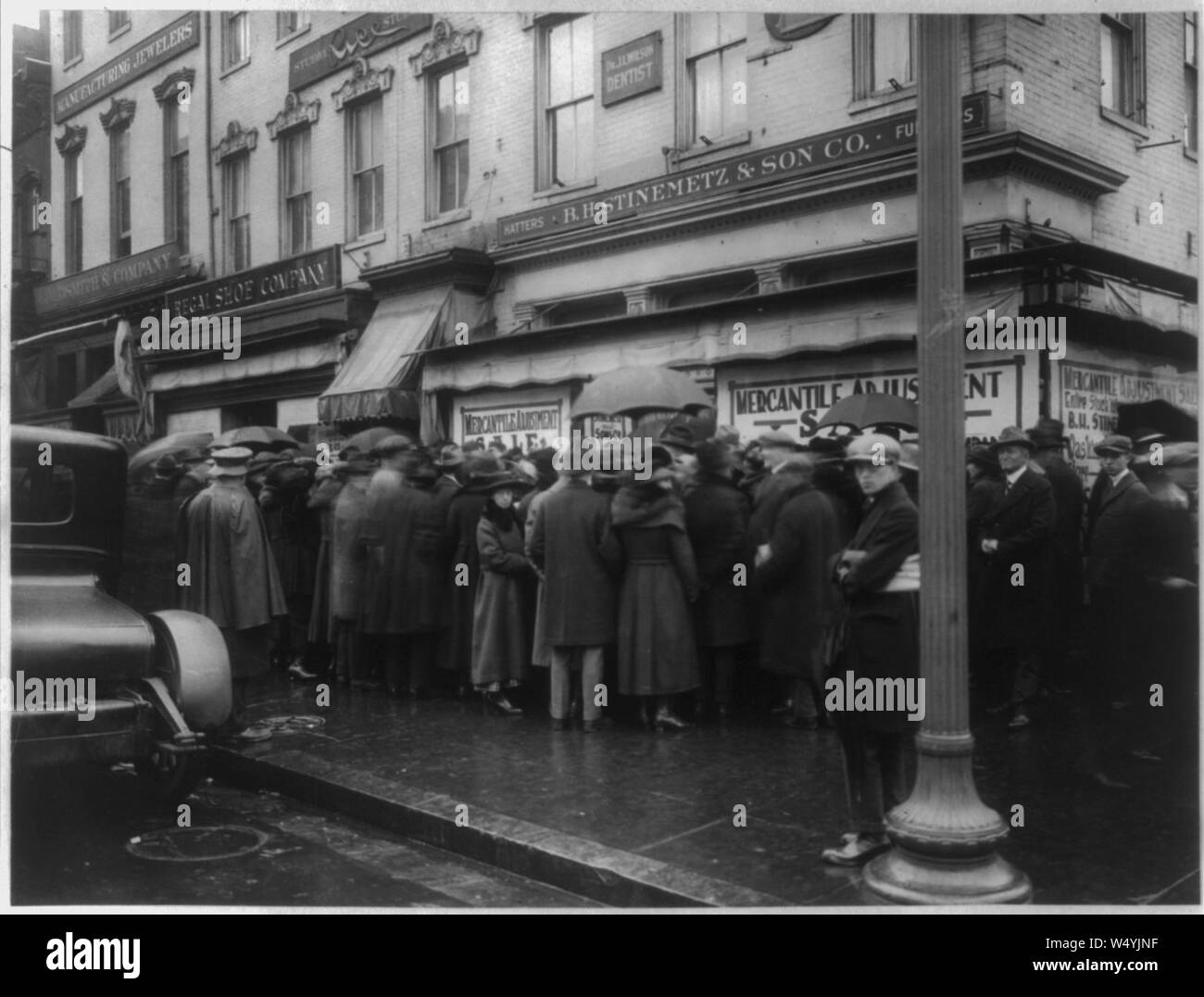 Crowd at B.H. Stinemetz & Son Co., Washington, D.C., during a sale ...
