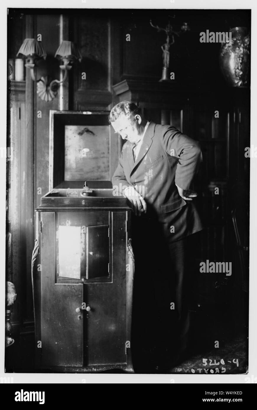 Croxton hi-res stock photography and images - Alamy