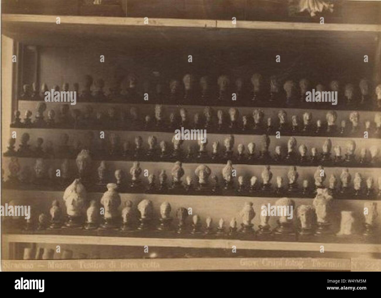 Crupi hi-res stock photography and images - Alamy