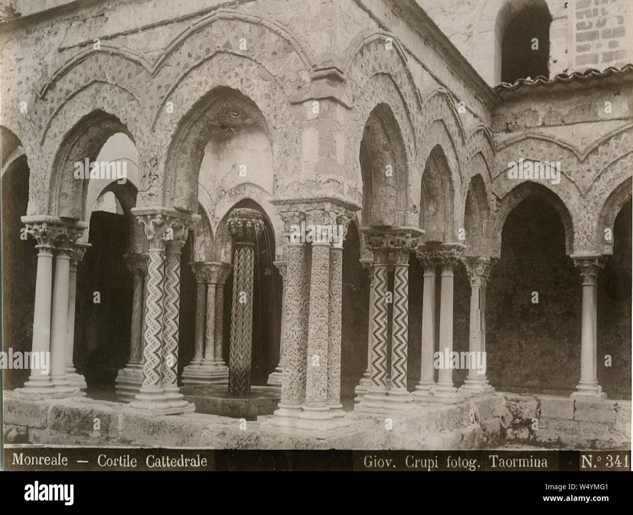 Cattedrale monreale hi-res stock photography and images - Alamy
