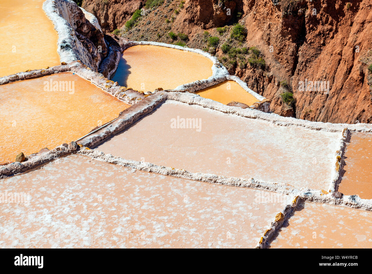 Peruvian salt pond hi-res stock photography and images - Alamy