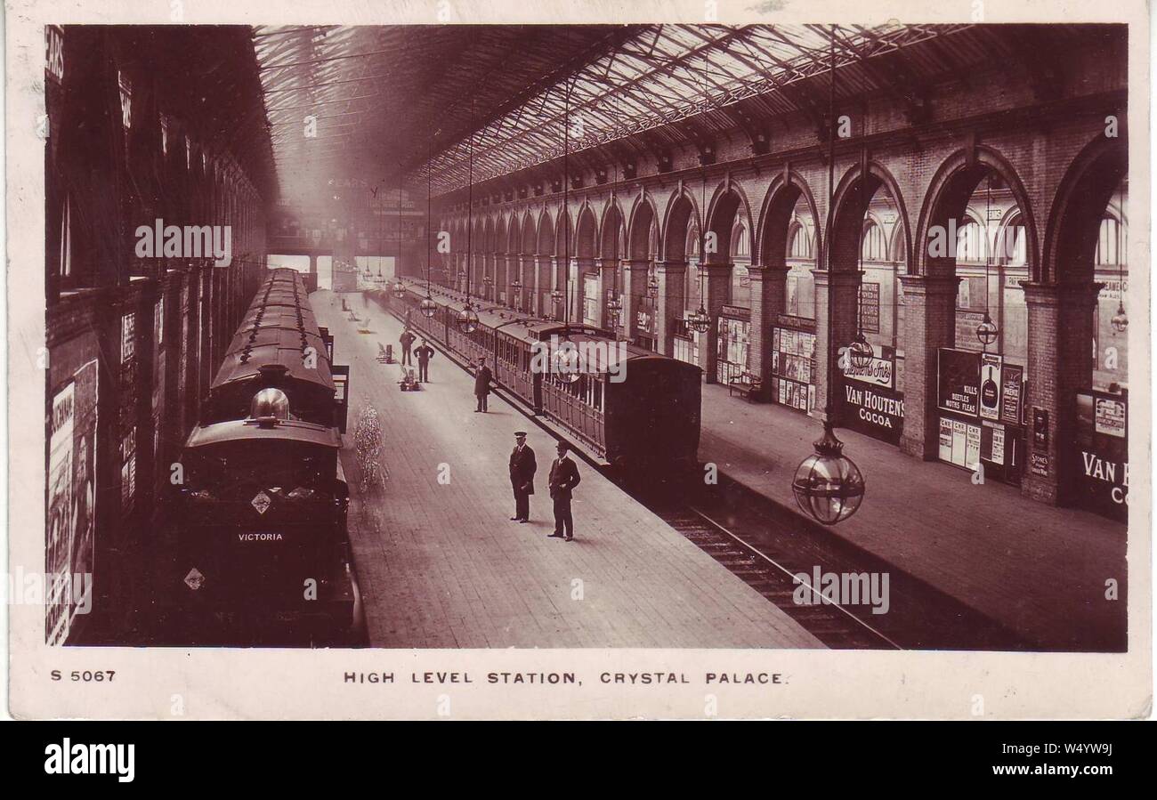 Crystal Palace (High Level) railway station Stock Photo - Alamy