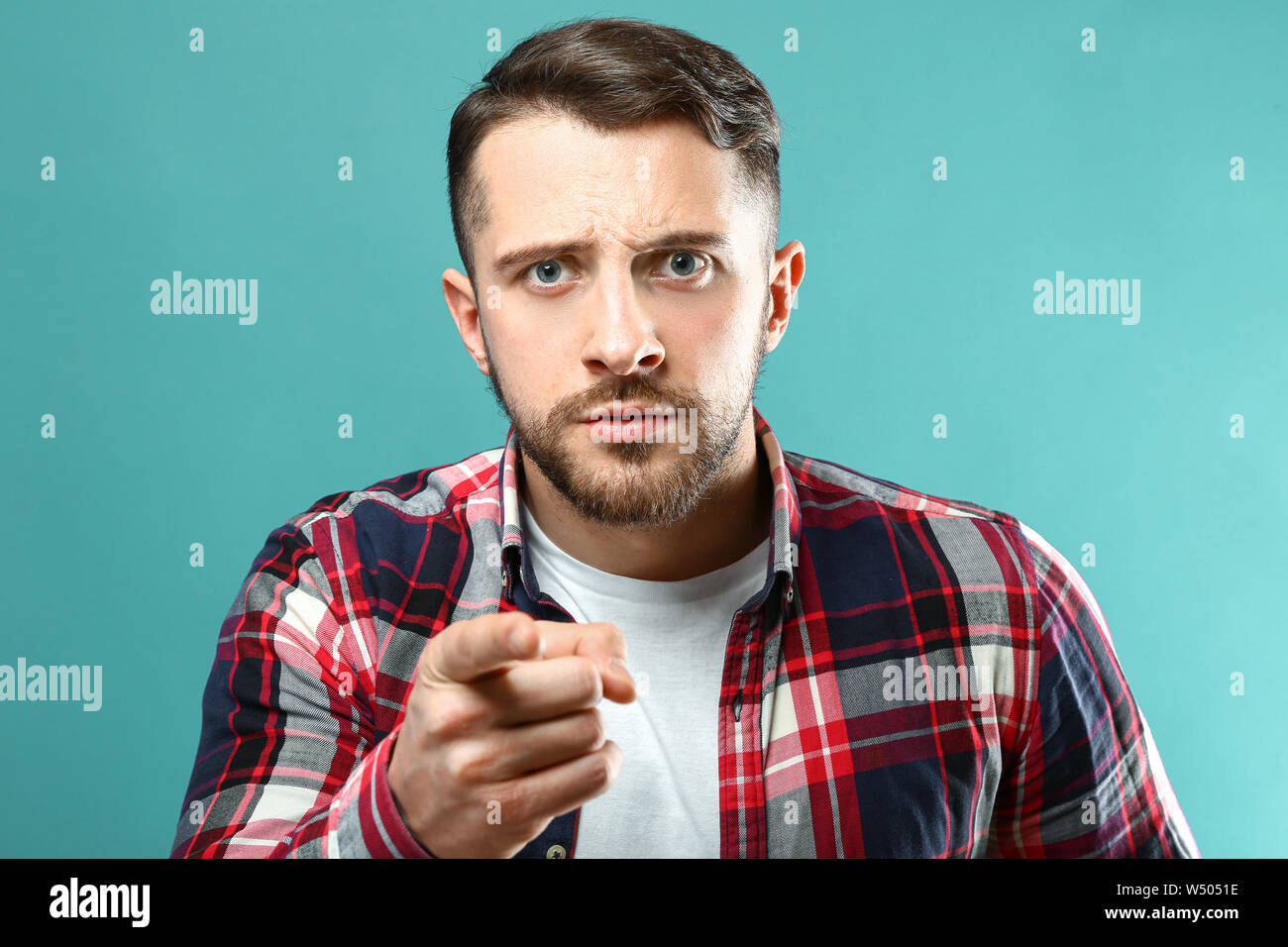 Frowning man hi-res stock photography and images - Alamy