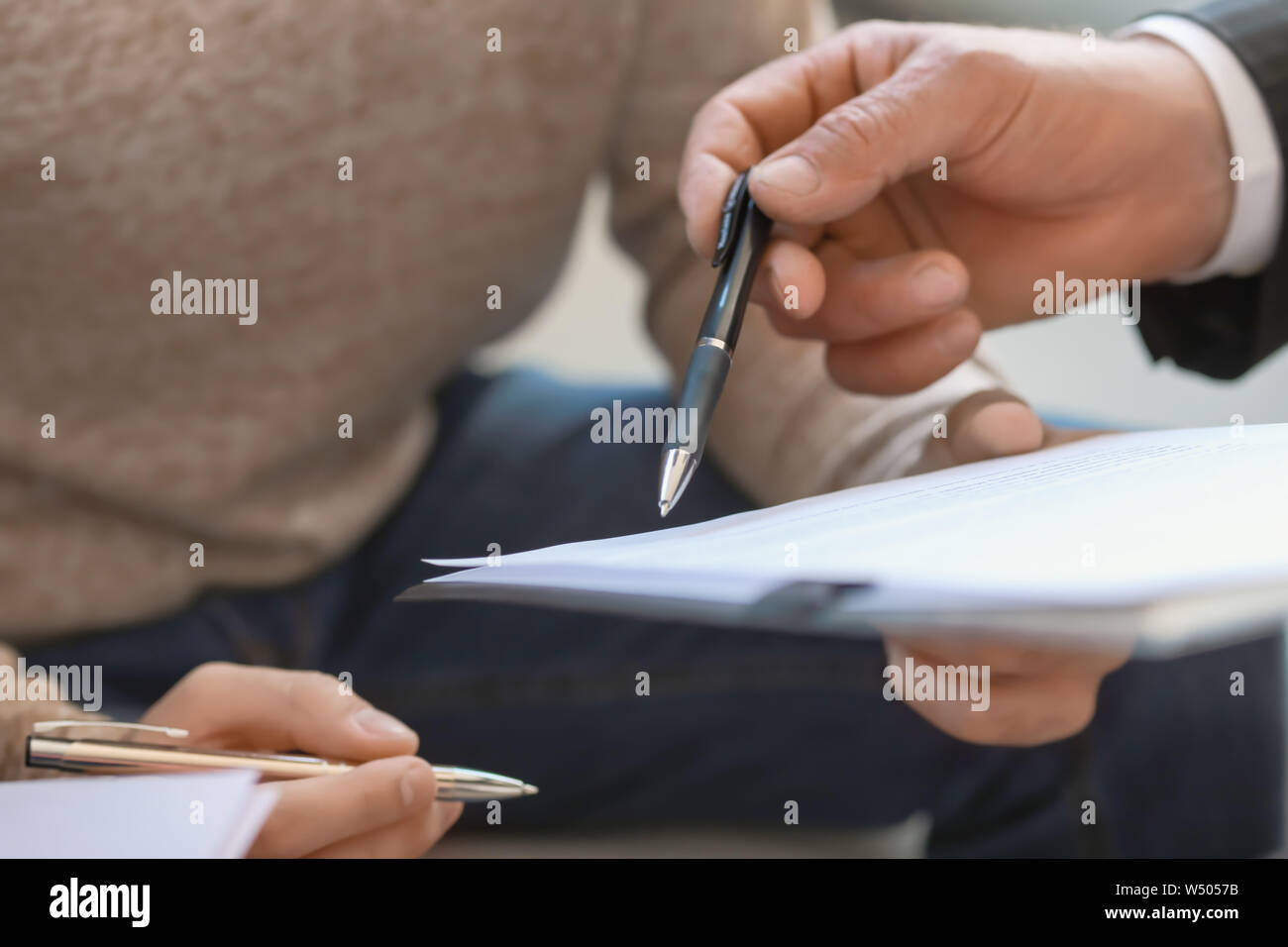 Notary showing senior man hi-res stock photography and images - Alamy