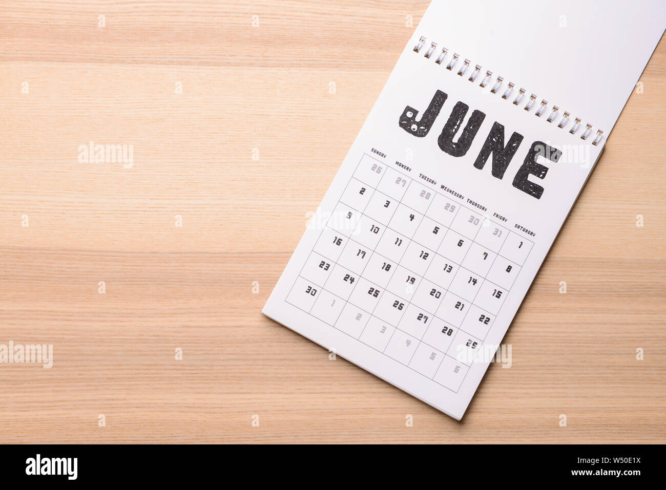 Flip paper calendar sheet hi-res stock photography and images - Alamy