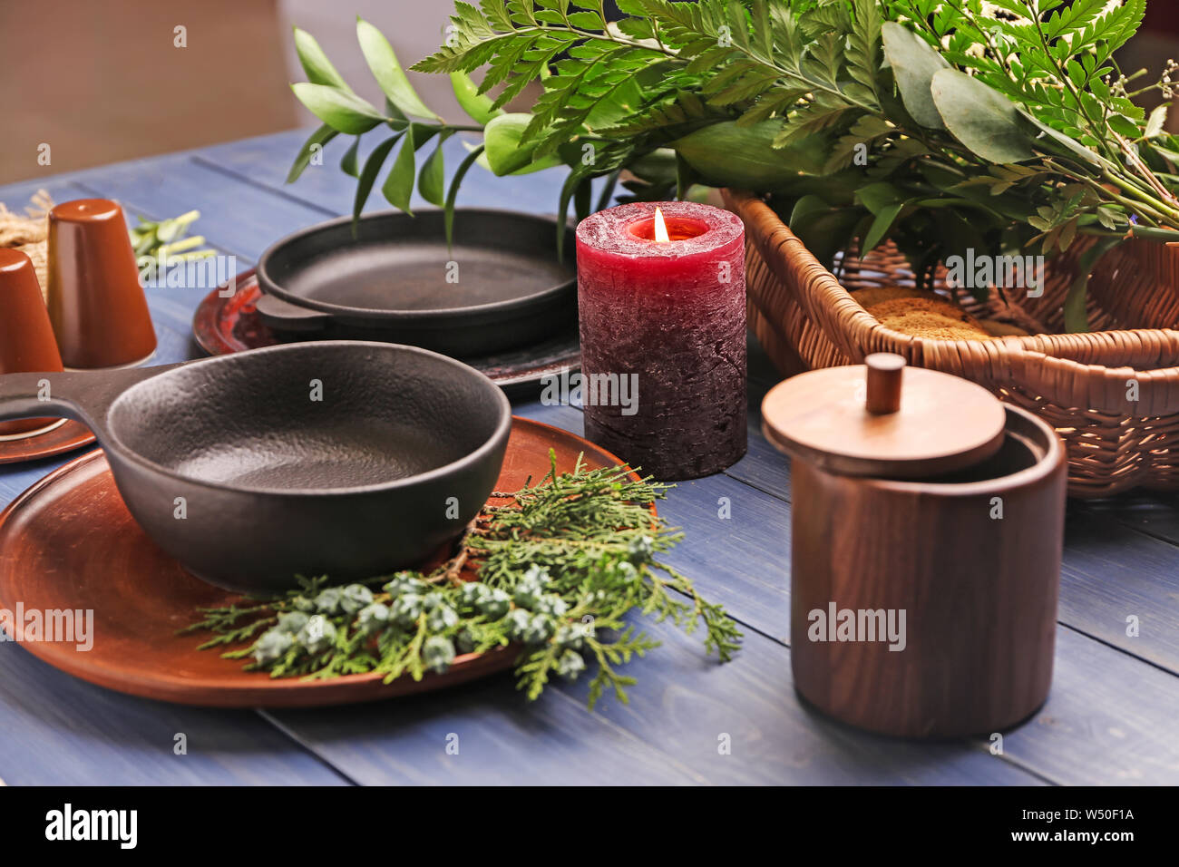 Beautiful table setting with floral decor Stock Photo - Alamy