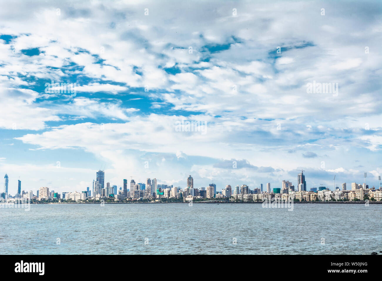 Marine drive mumbai hi-res stock photography and images - Alamy