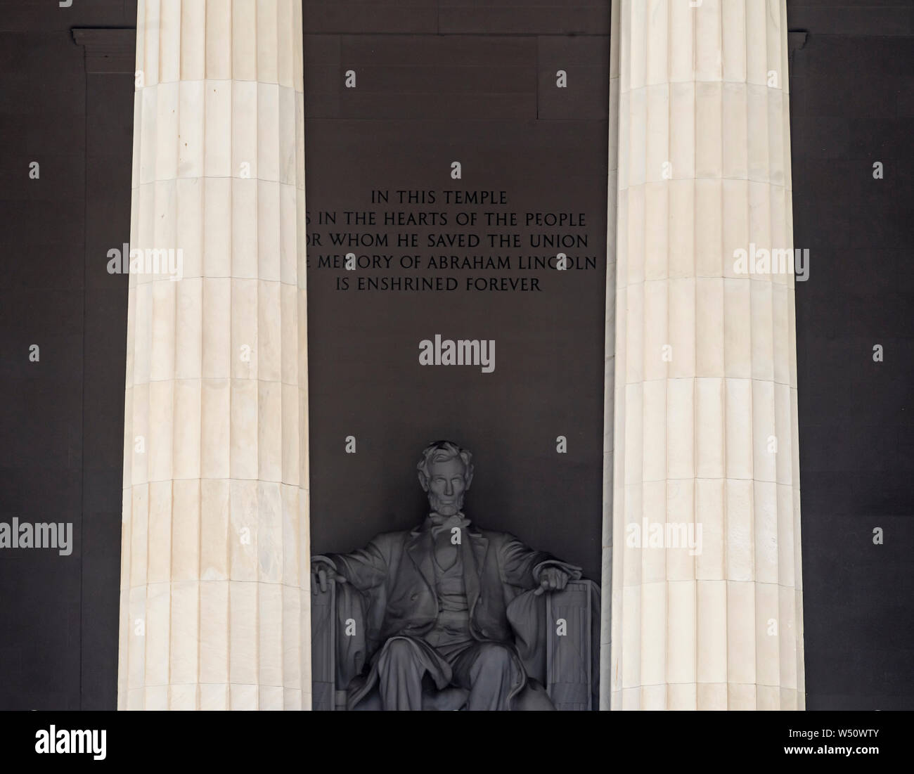 Tall White Columns Abraham Lincoln Statue Memorial Monument Washington ...