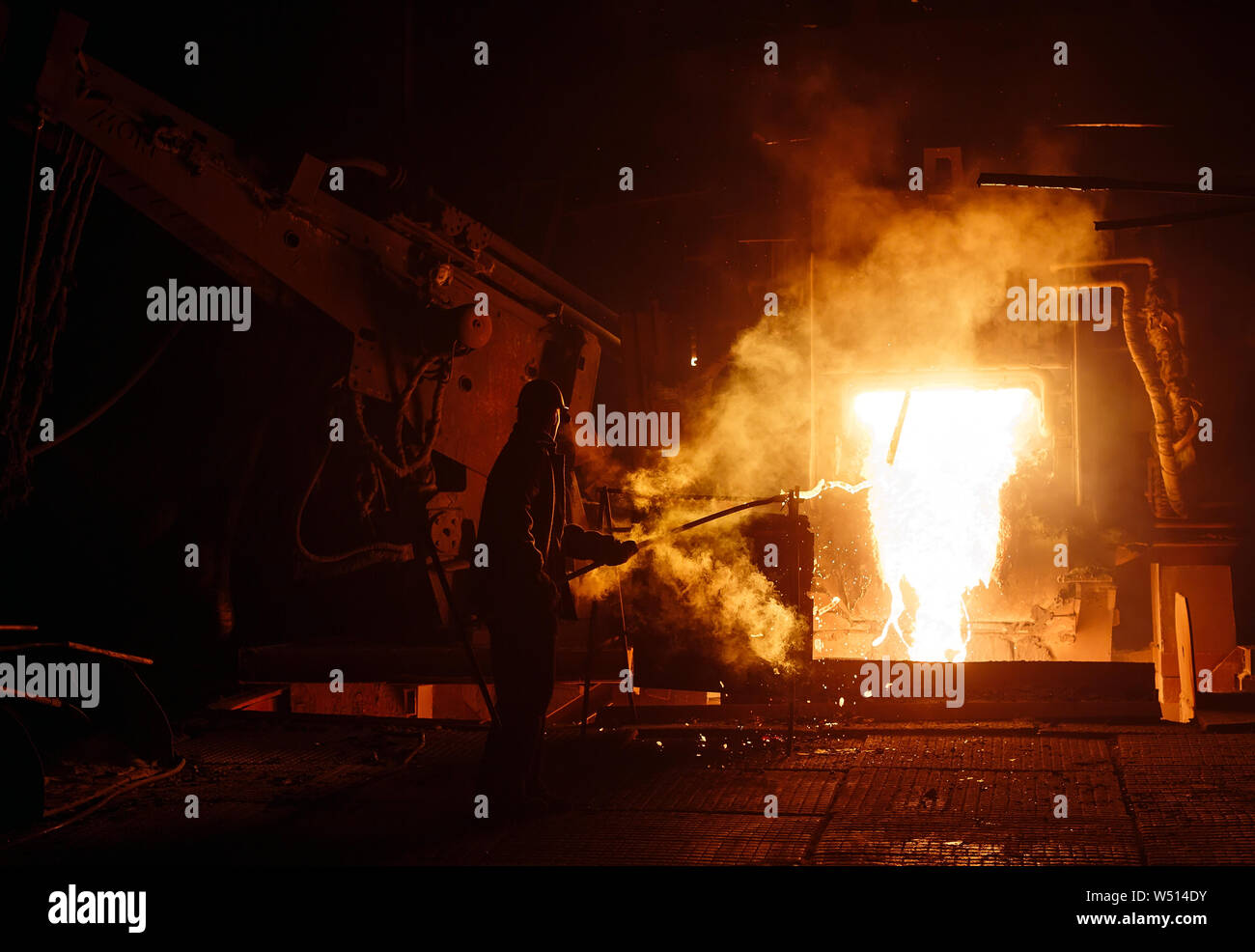 Plant for the production of steel. An electric melting furnace. Factory ...